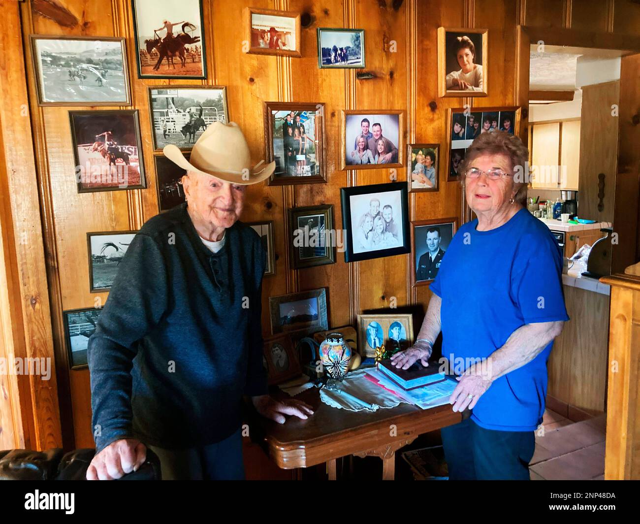 Wayne and Susie Welsh pose in their ranch home of 60 years in Peeples ...