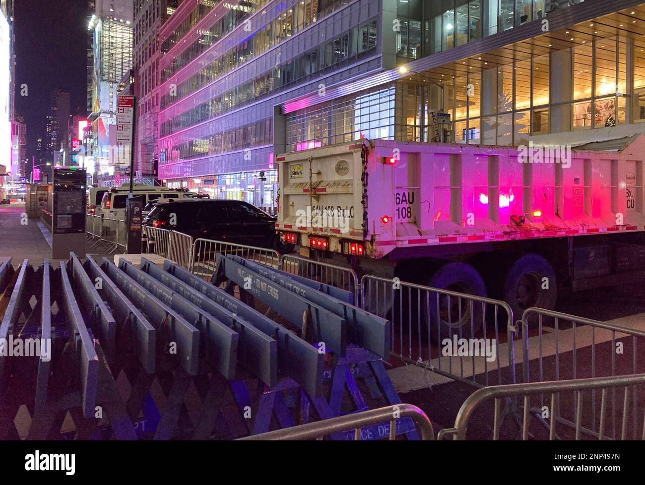 Photo by: STRF/STAR MAX/IPx 2020 12/31/20 Atmosphere in New York City ...