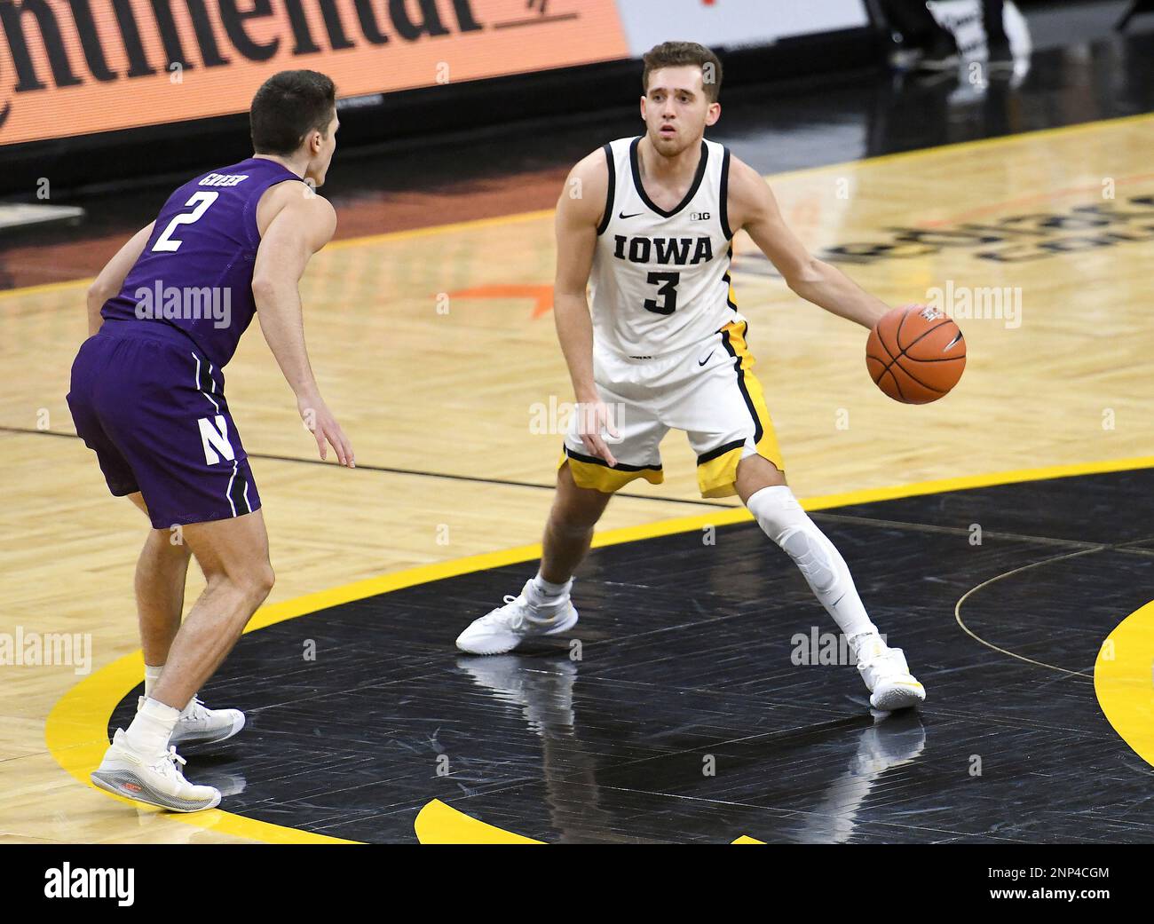 IOWA CITY, IA - DECEMBER 29: Iowa guard Jordan Bohannon (3) controls ...