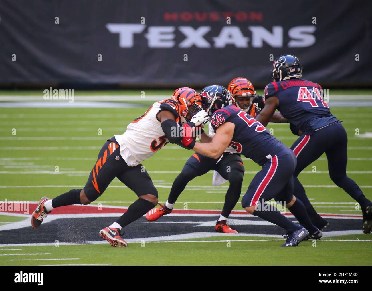 HOUSTON, TX - DECEMBER 27: Cincinnati Bengals linebacker Akeem Davis ...