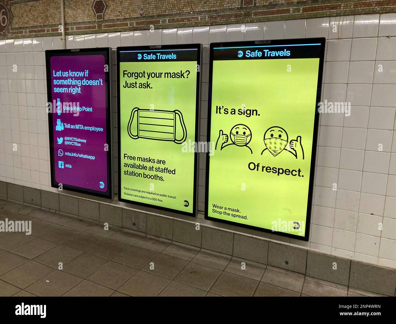 Photo by: zz/STRF/STAR MAX/IPx 2020 12/22/20 A sign at an MTA subway ...