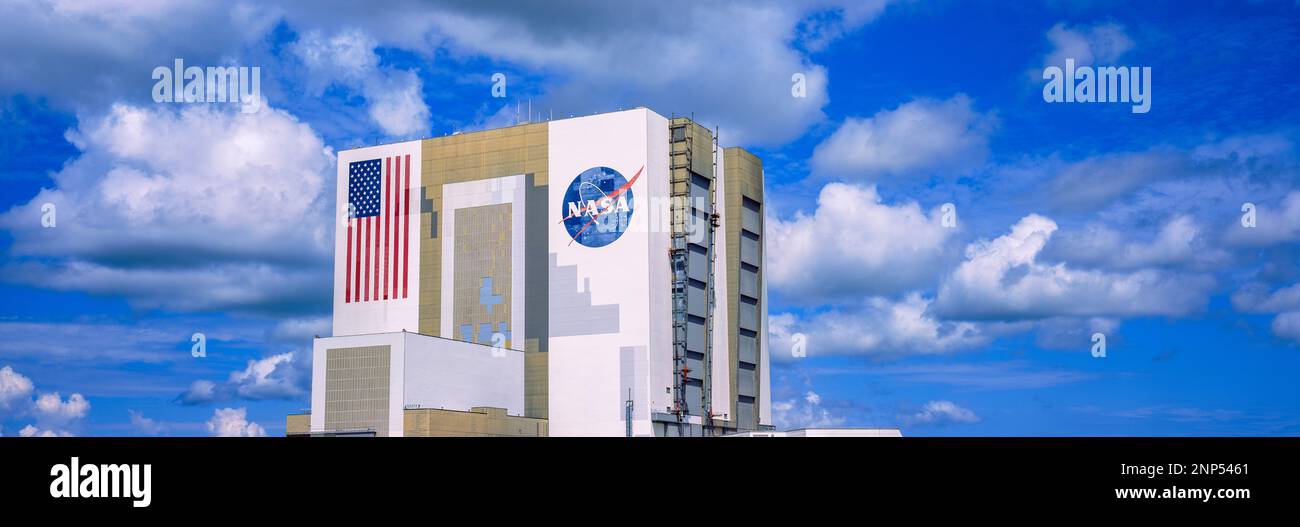 Vehicle Assembly Building, NASA Kennedy Space Center, Cape Canaveral, Florida, USA Stock Photo ...
