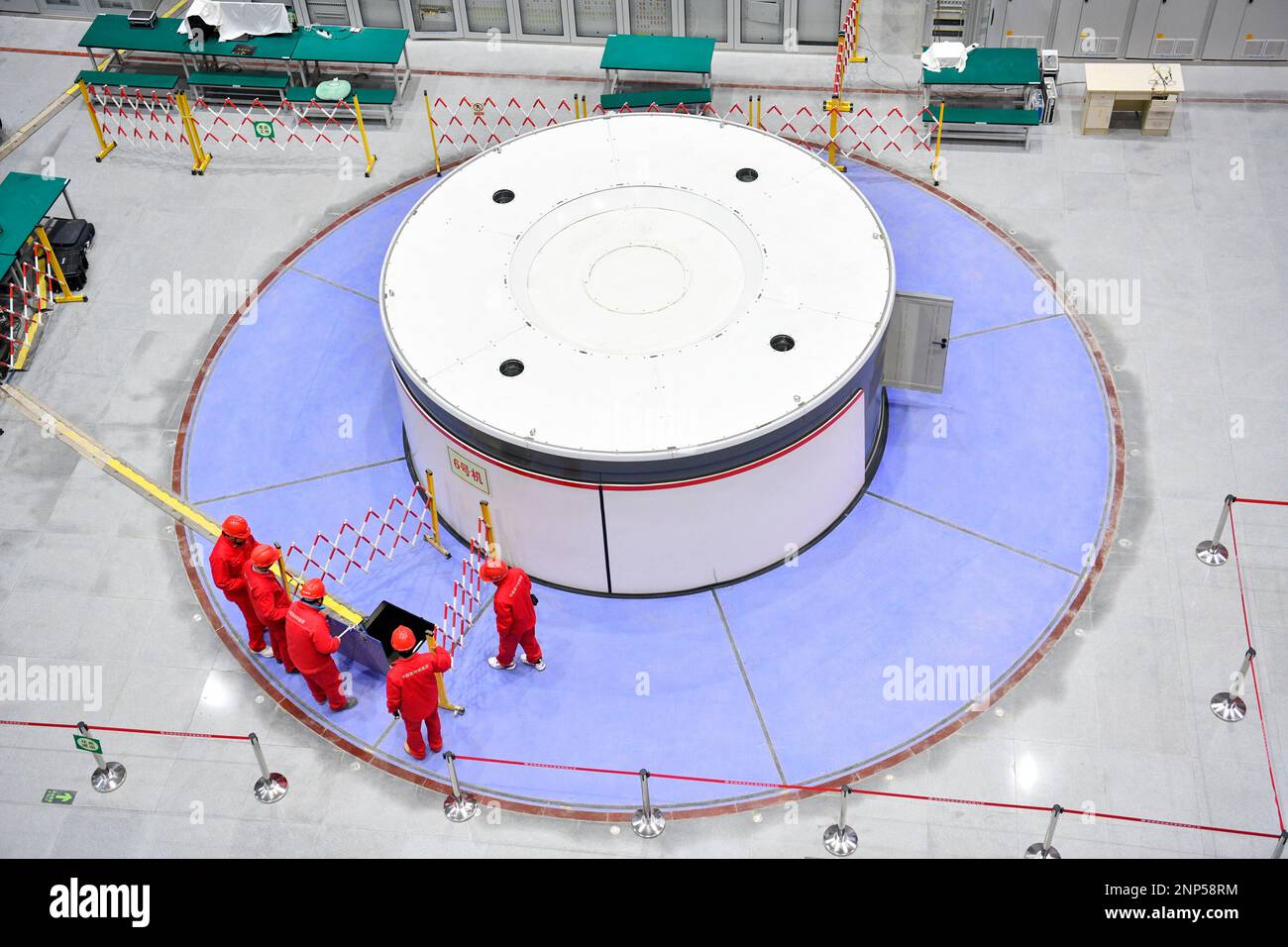 The system of making common electricity of China's largest pumped ...