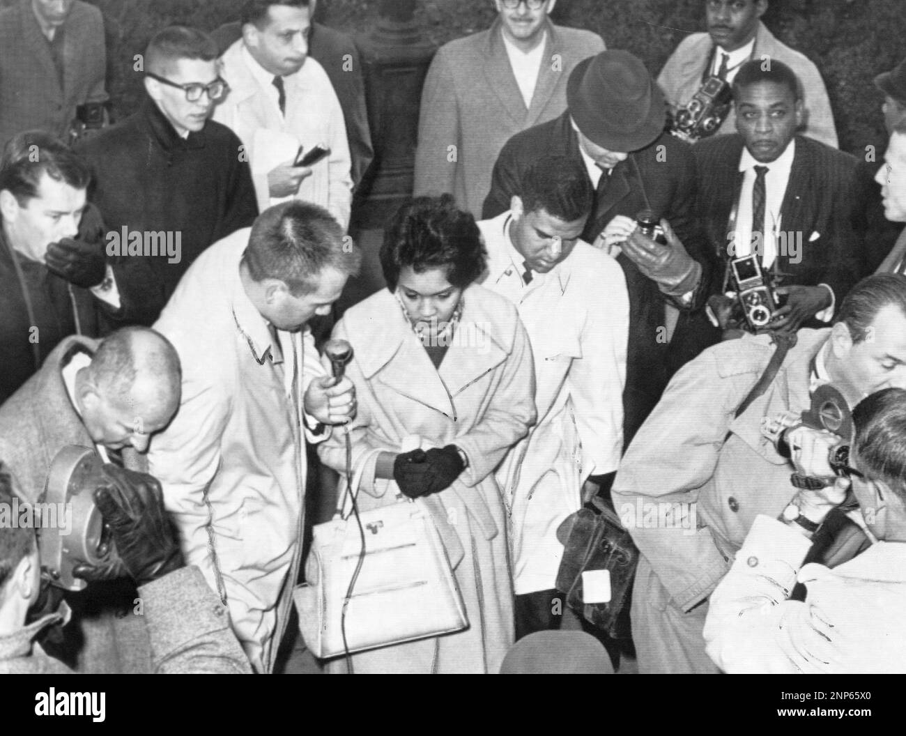 Charlayne Hunter and Hamilton Holmes, the first two Black students to ...