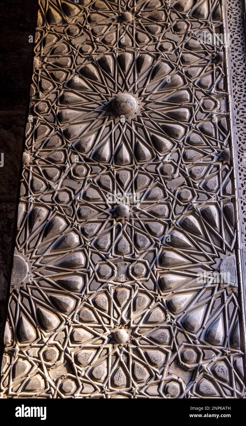 Sultan Barquq complex, Cairo, detail of door Stock Photo - Alamy