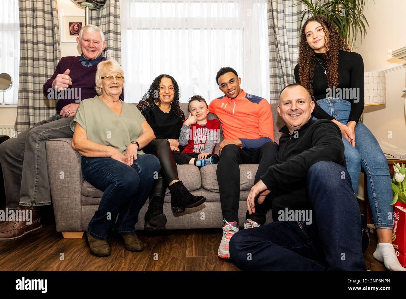 Liverpool FC right-back Alexander-Arnold surprised a young five-year ...