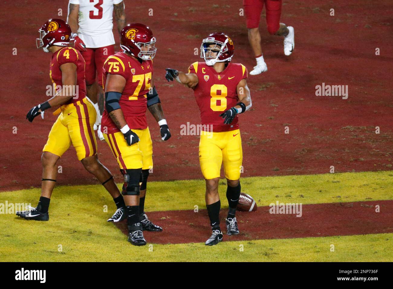 Southern California wide receiver Amon-Ra St. Brown (8) celebrates with ...