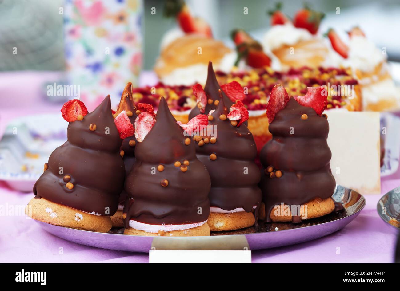 Sale of desserts and other goodies at the farmers street food market in ...