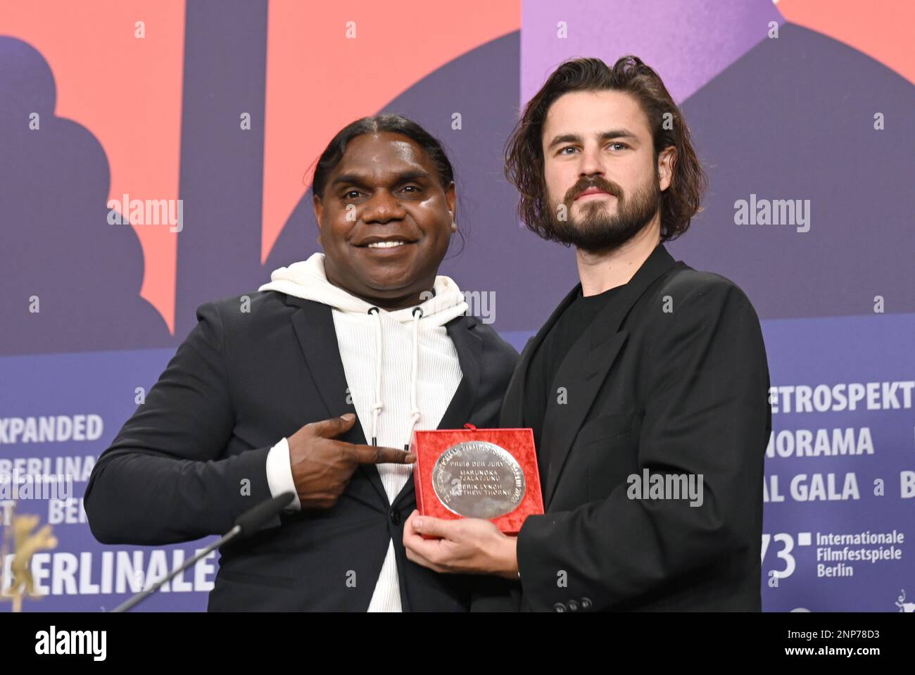 Berlin, Germany. 25th Feb, 2023. Matthew Thorne (r) and Derik Lynch are ...