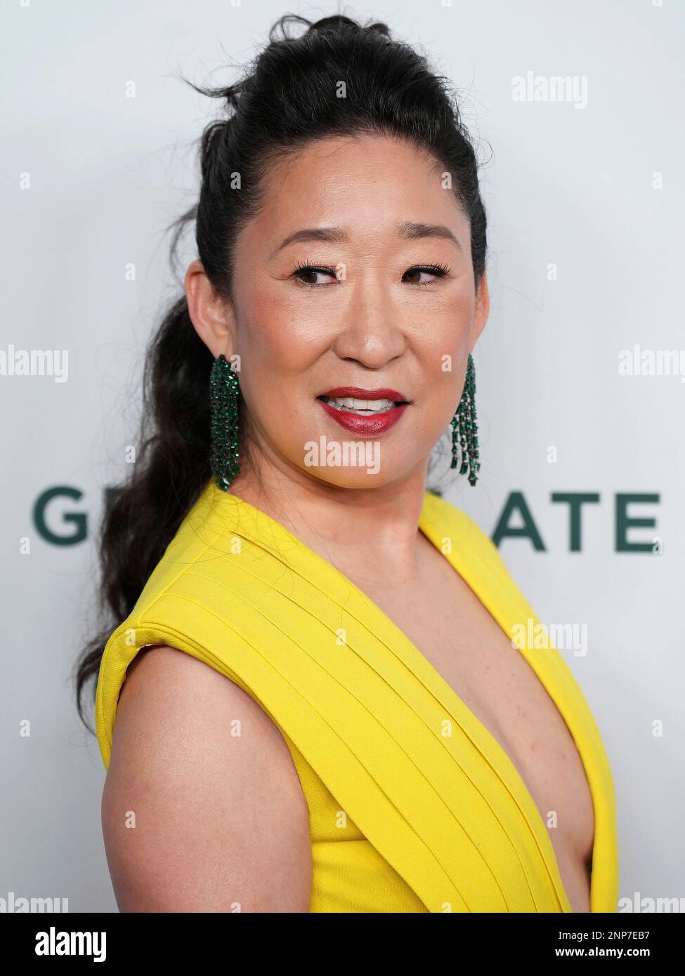 Sandra Oh arrives at the 34th Annual Producers Guild Awards held at The ...