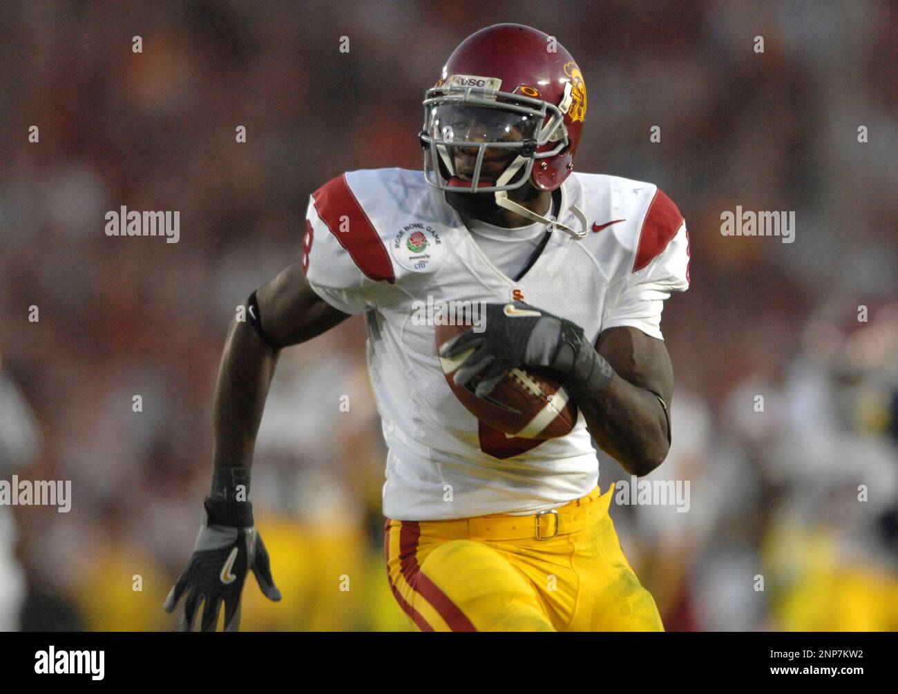 USC receiver Dwayne Jarrett scores on a 62-yard touchdown reception in ...