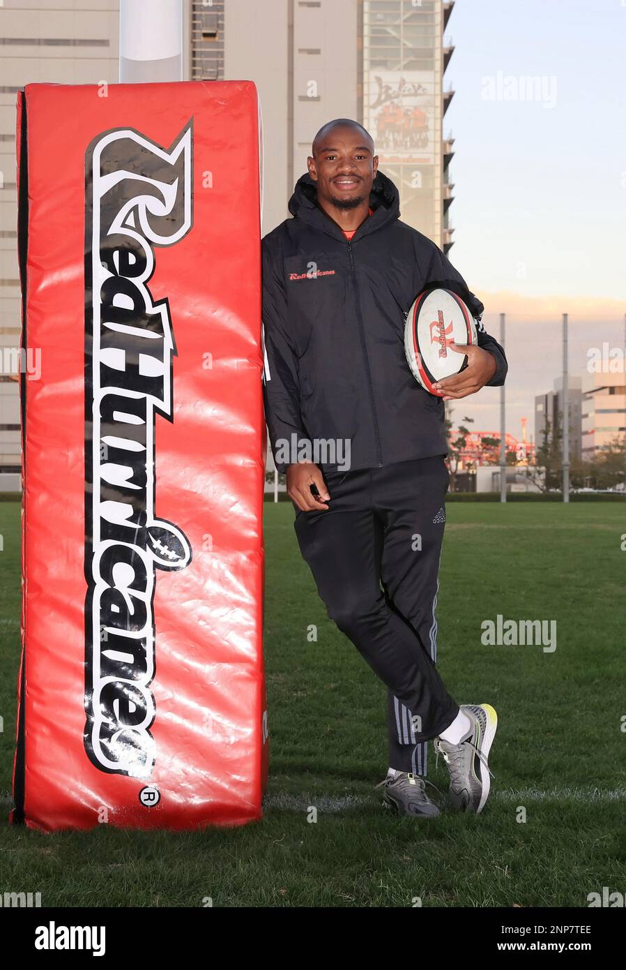 Makazole Mapimpi, a South African professional rugby union player for ...