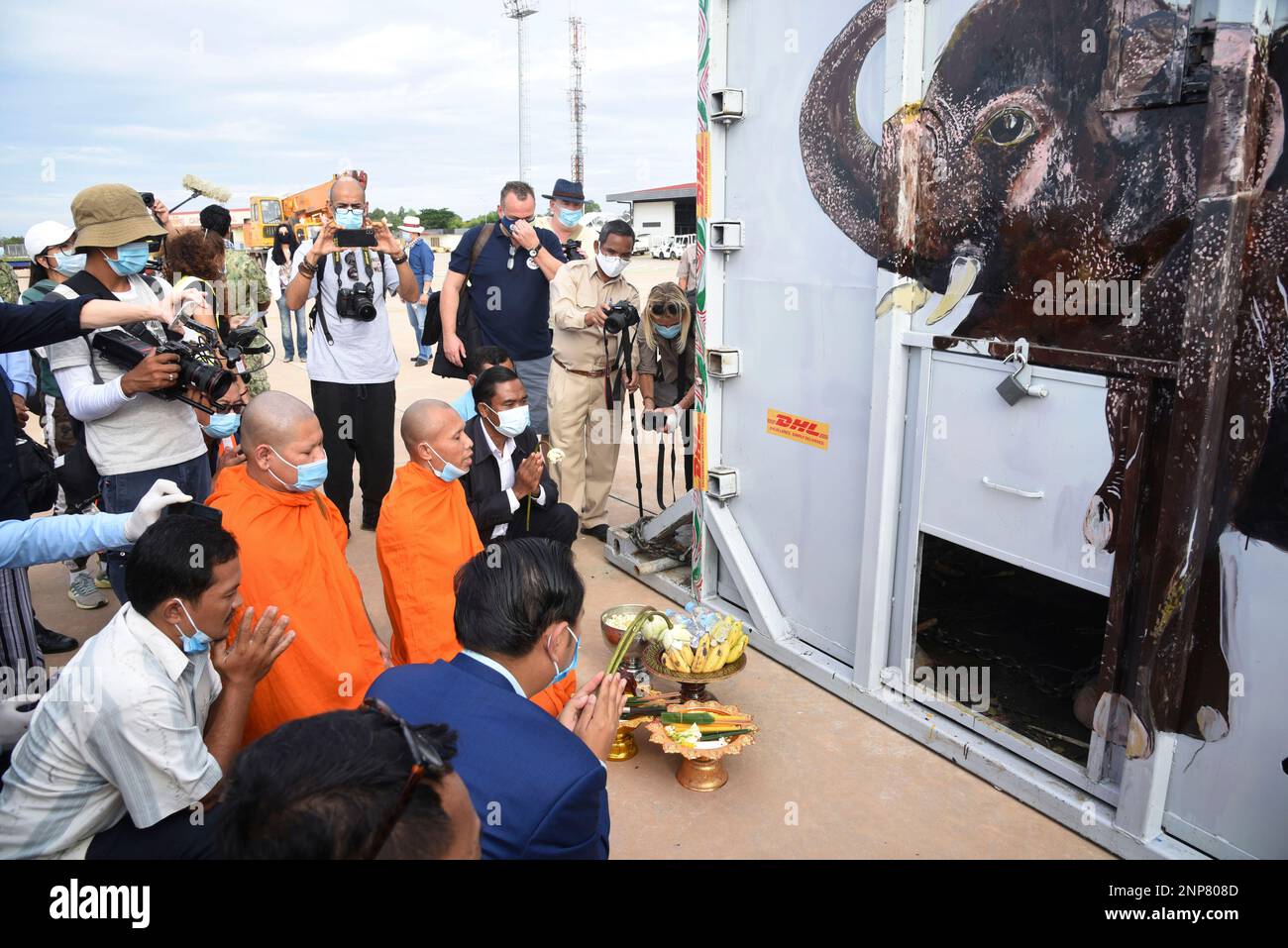The container holding Kaavan the elephant is blessed by monks during ...