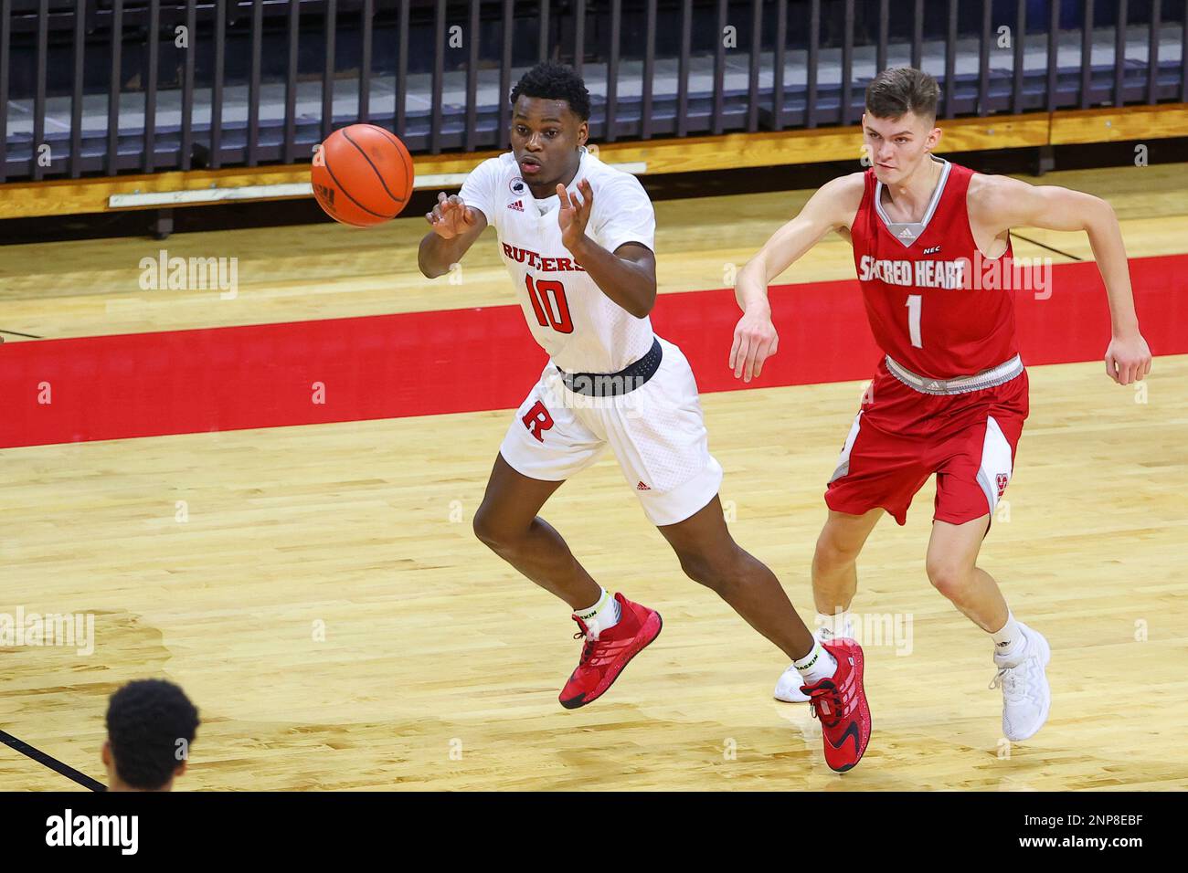 PISCATAWAY, NJ - NOVEMBER 25: Rutgers Scarlet Knights guard Montez ...