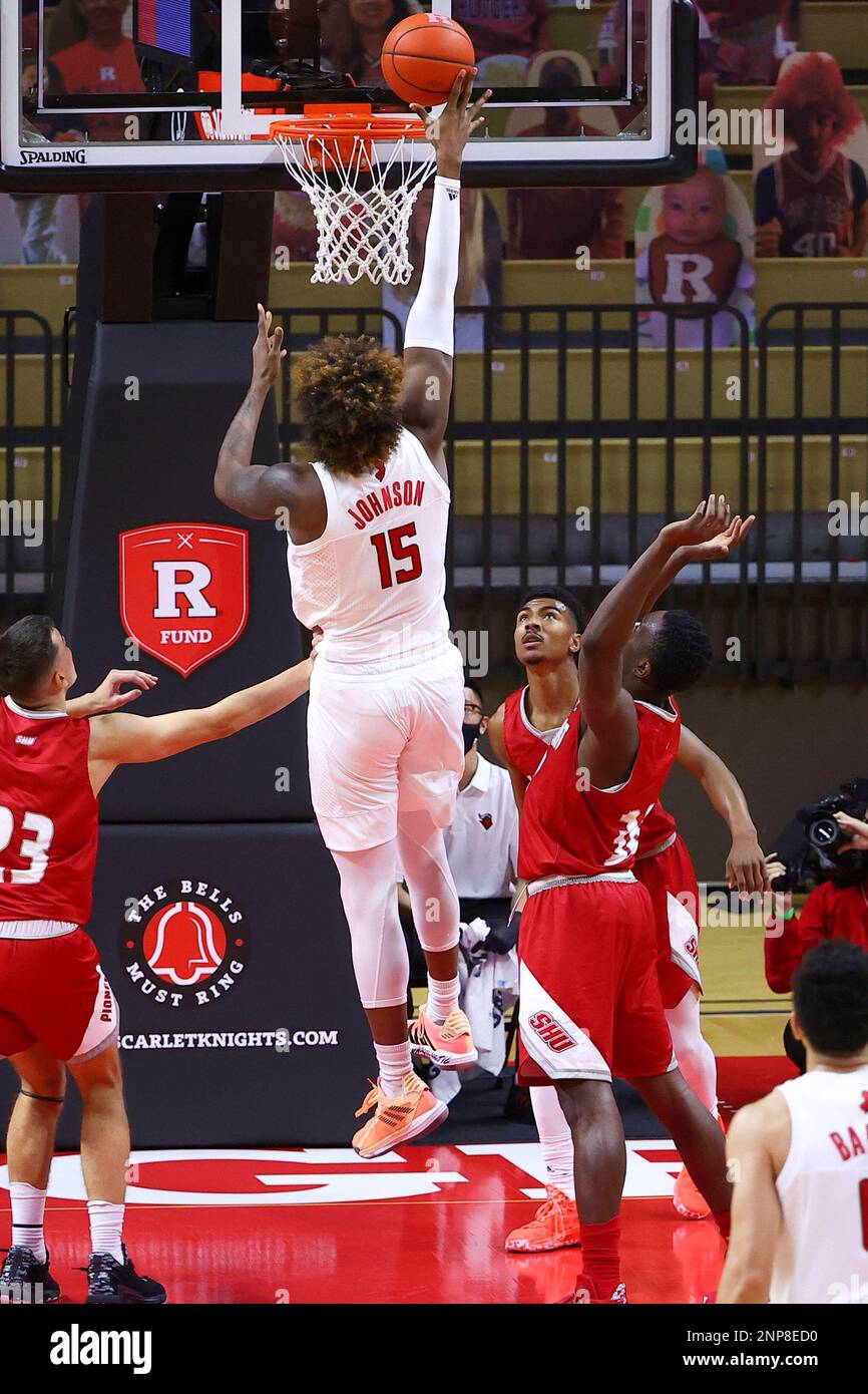 PISCATAWAY, NJ - NOVEMBER 25: Rutgers Scarlet Knights center Myles ...