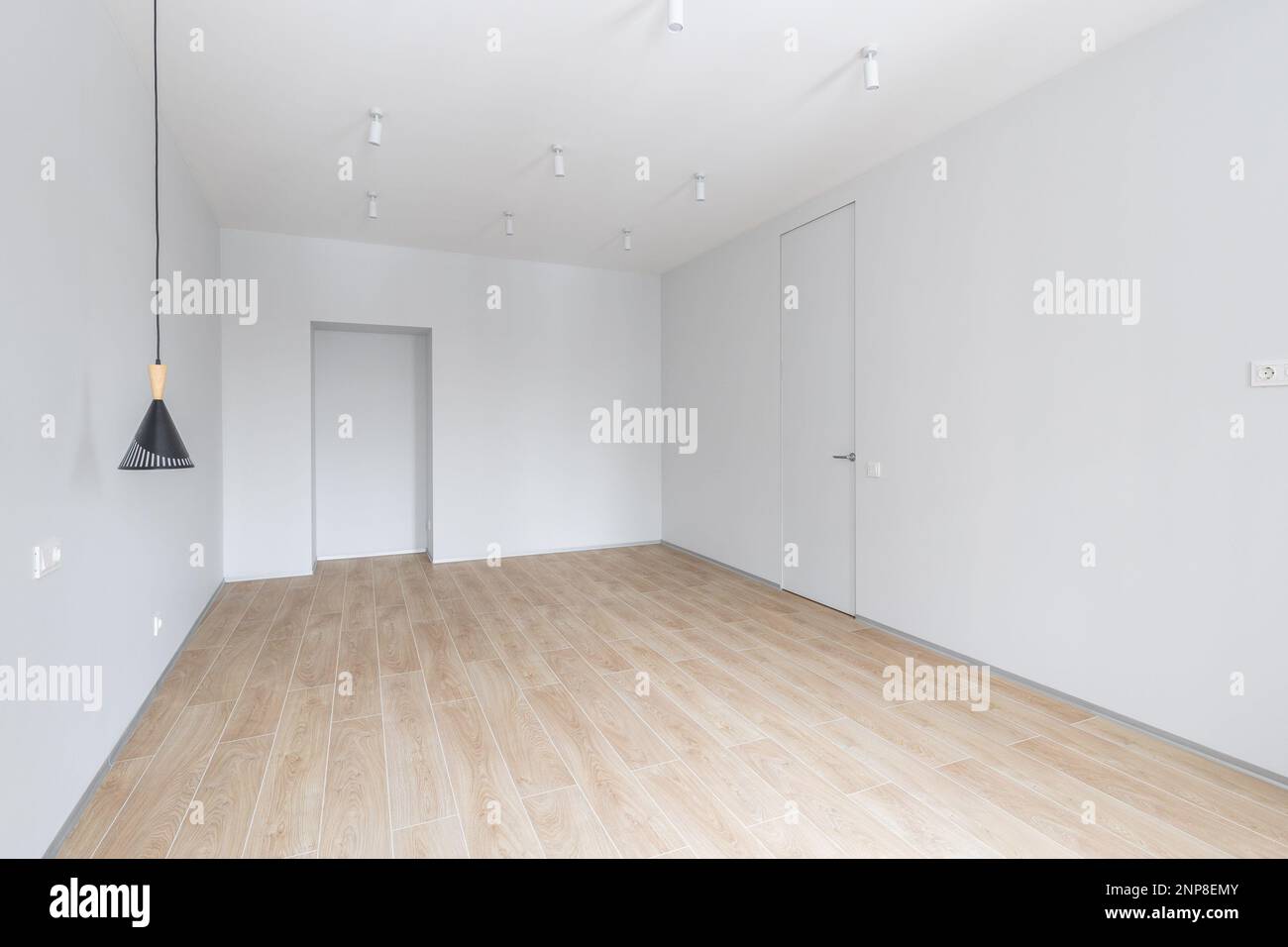 Empty gray room ready for people to move in Stock Photo - Alamy