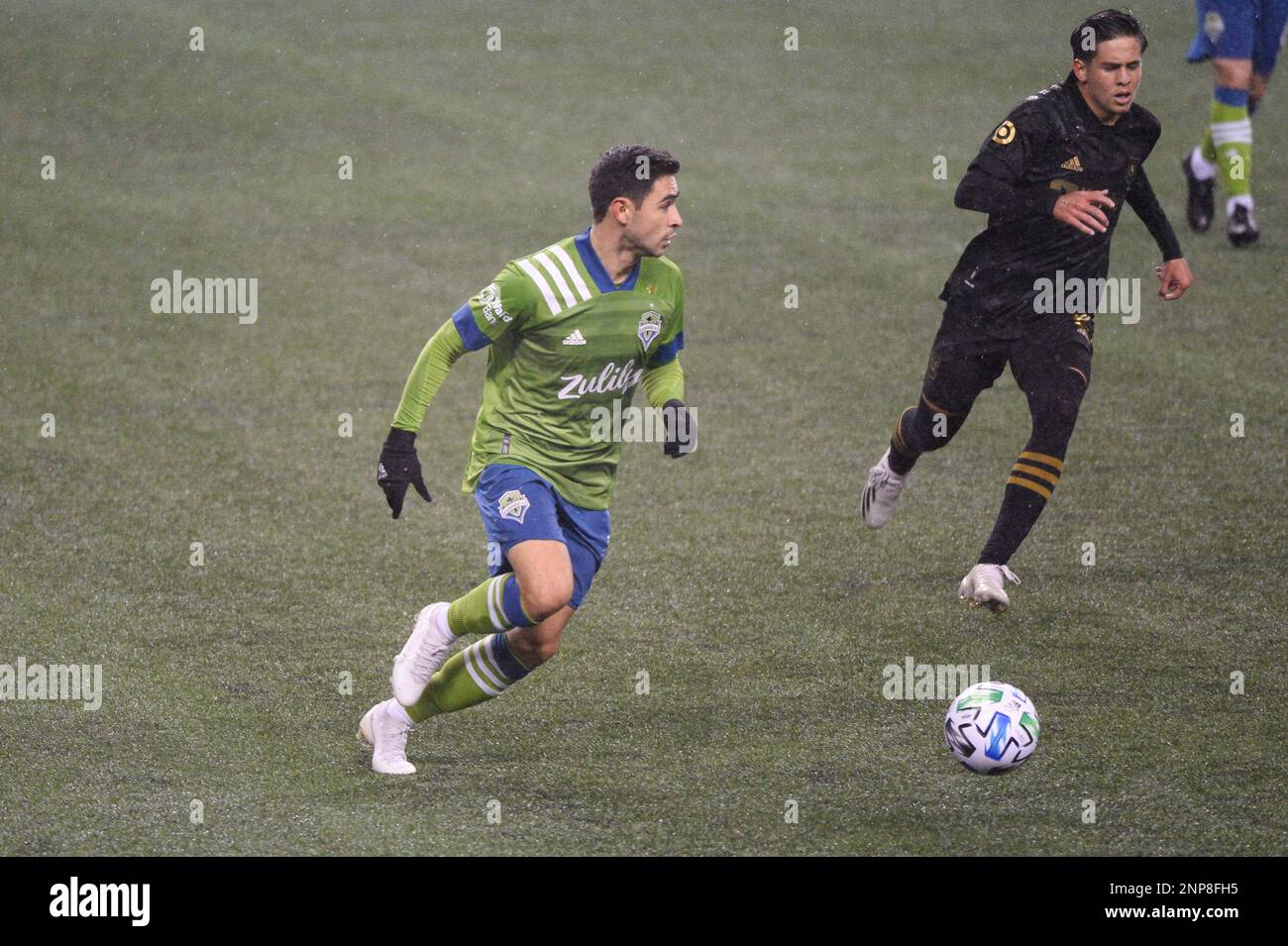 SEATTLE, WA - NOVEMBER 24: Seattle Sounders midfielder Alex Roldan (16 ...