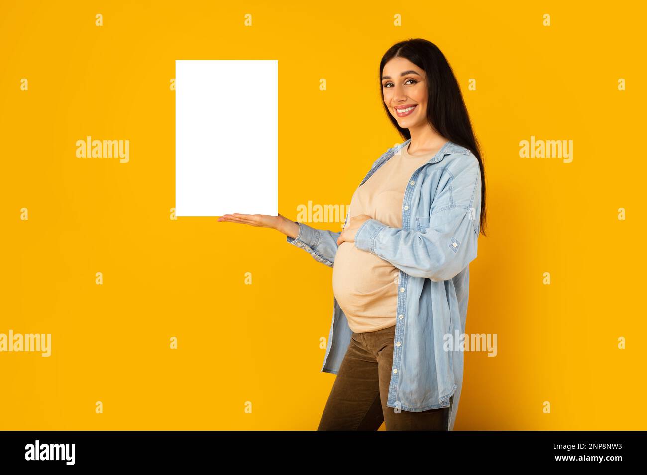 Pregnant design hi-res stock photography and images - Alamy
