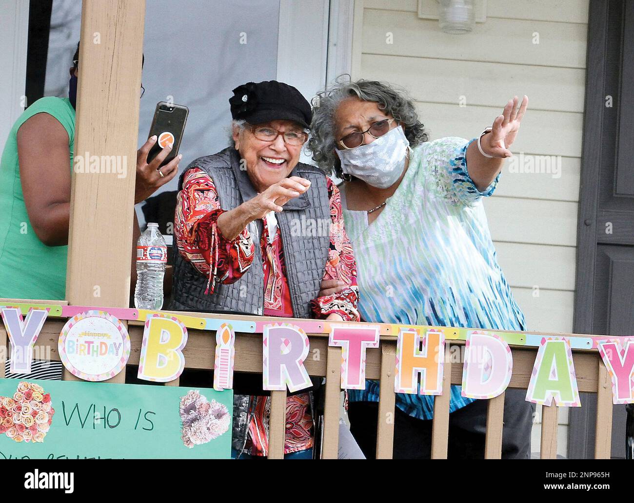 Dorothy Mynatt along with Leticia Alexander (left, unseen) and Doris ...