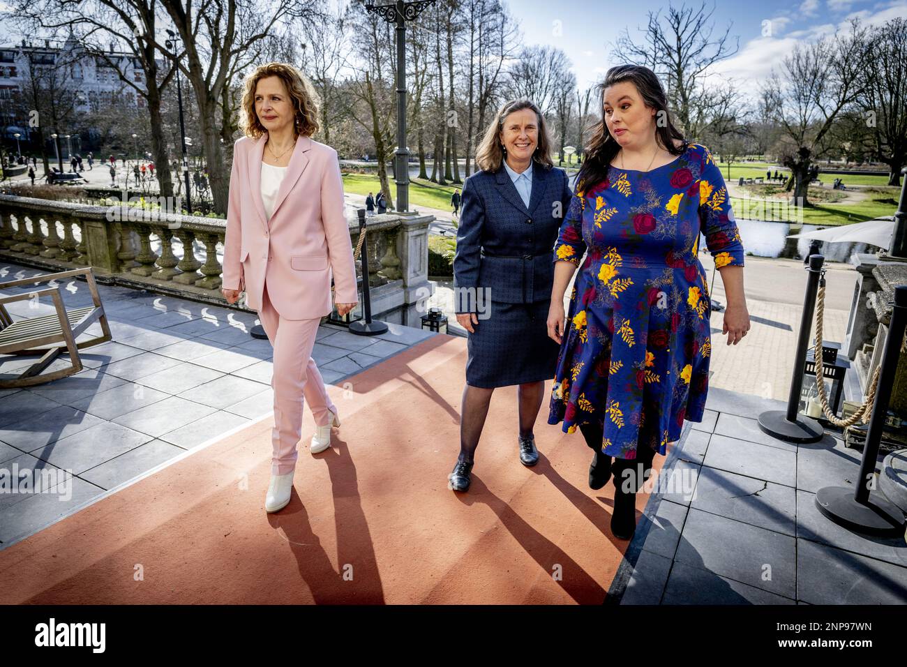 AMSTERDAM - Edith Schippers (VVD) Annabel Nanninga (JA21) and Marjolein ...