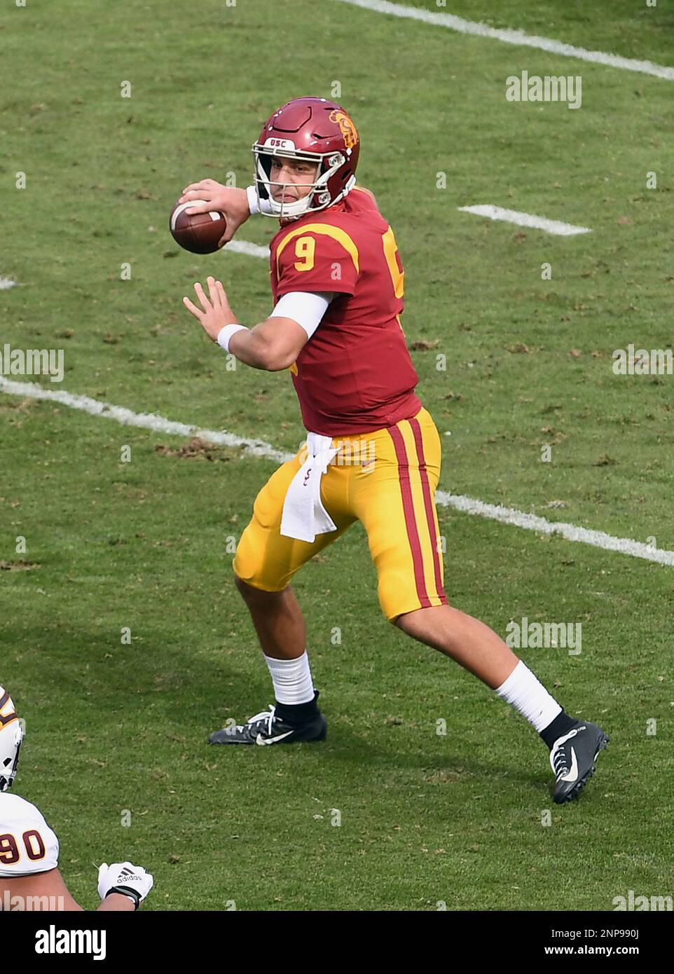 LOS ANGELES, CA - NOVEMBER 07: USC Trojans quarterback Kedon Slovis (9 ...