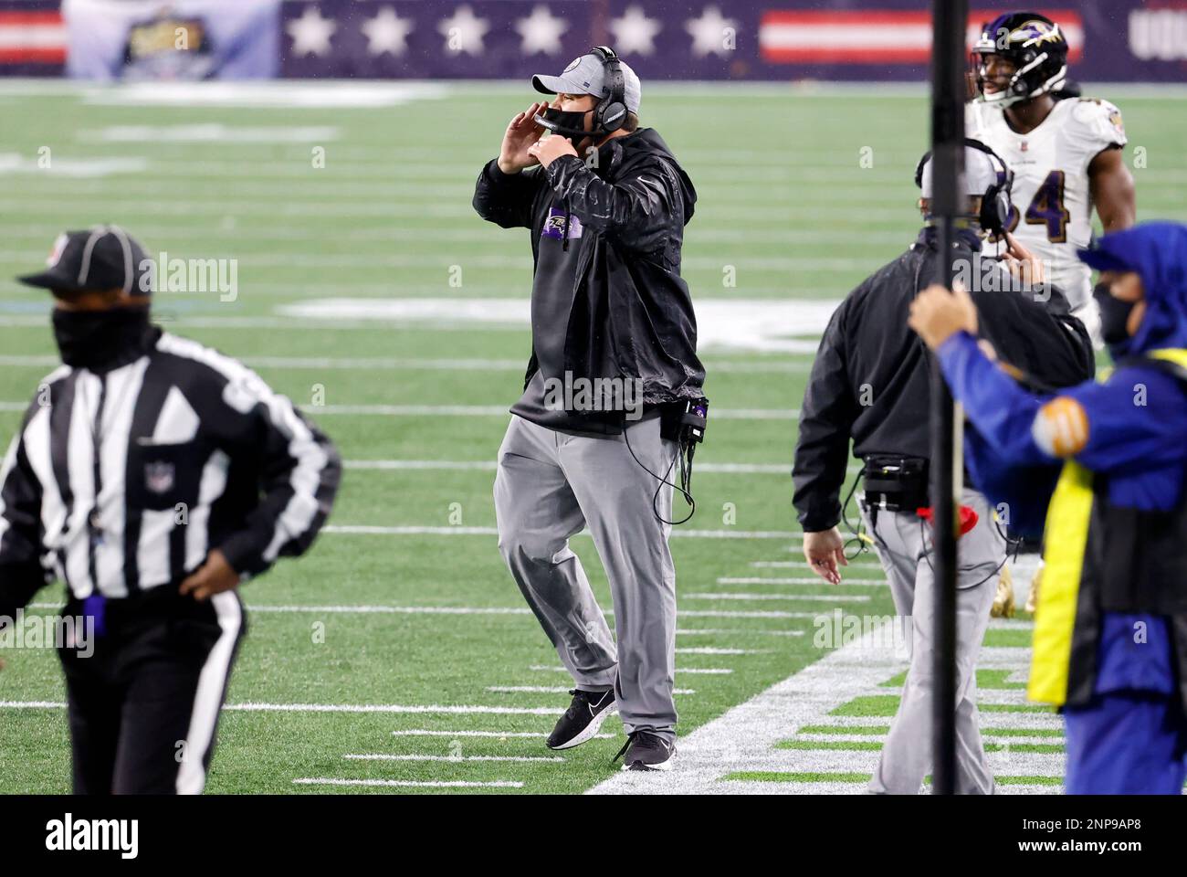 FOXBOROUGH, MA - NOVEMBER 15: Baltimore Ravens outside linebackers ...