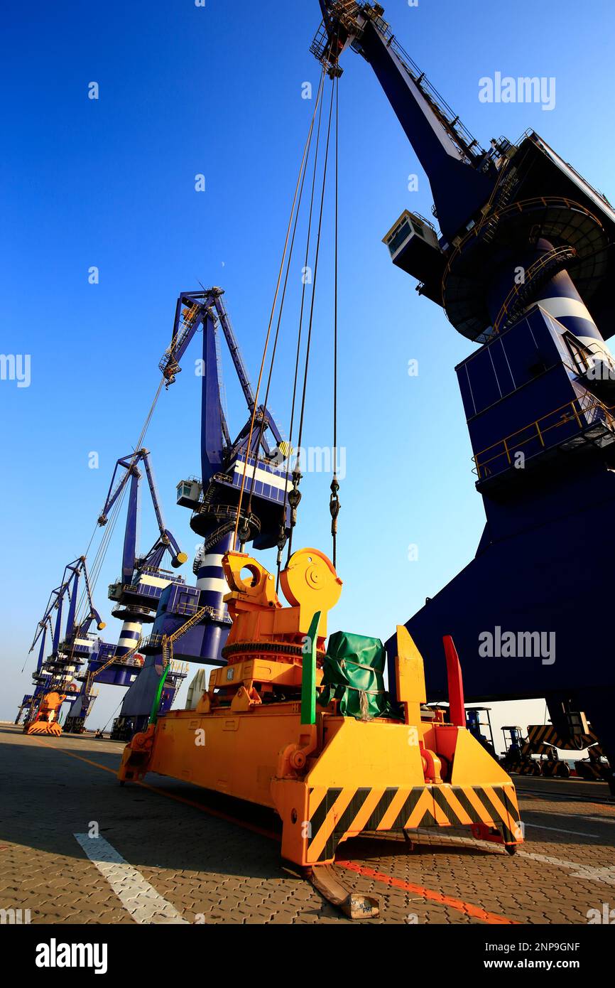 Port crane work Stock Photo - Alamy