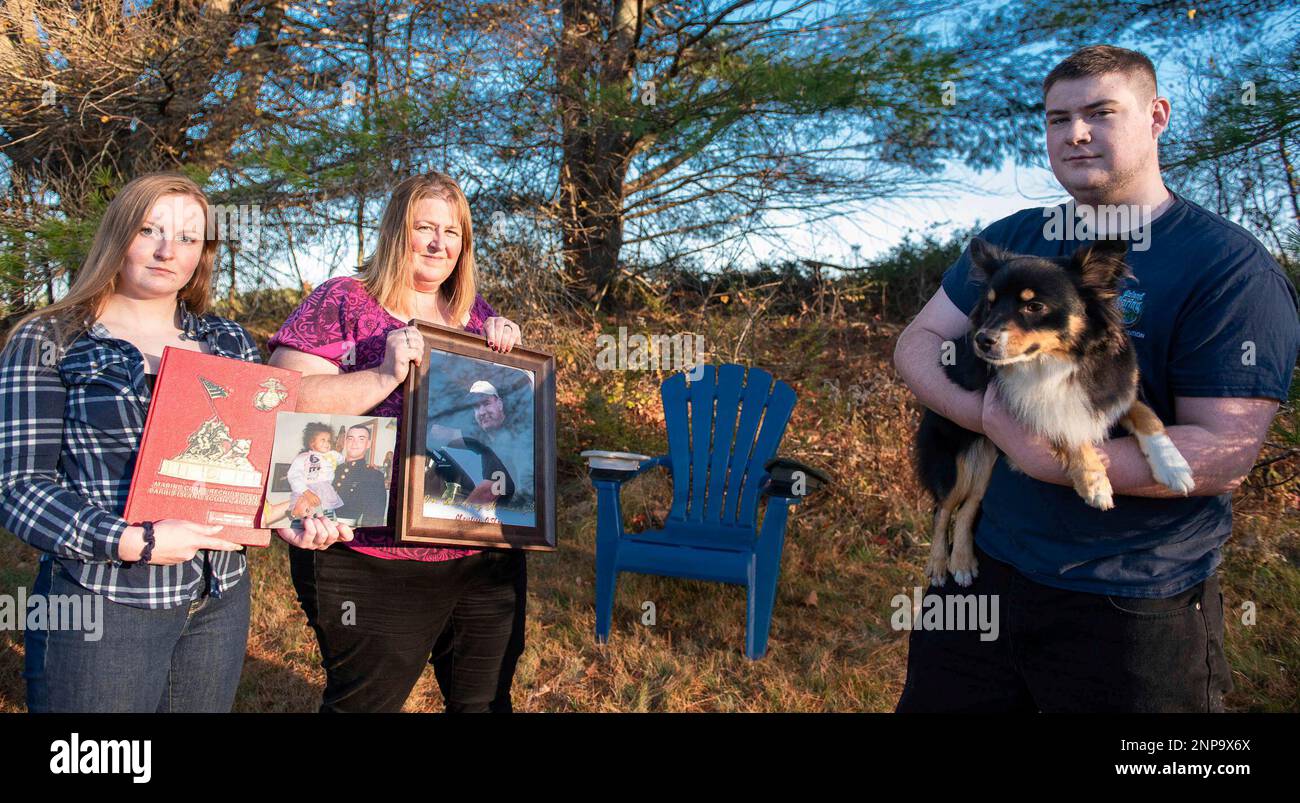 Christian O'Shea's daughter Miranda, left, his wife Rhonda and his son ...