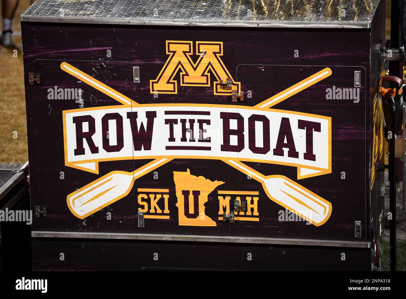 CHAMPAIGN, IL - NOVEMBER 07: P.J. Fleck's "Row the boat" mantra on the ...