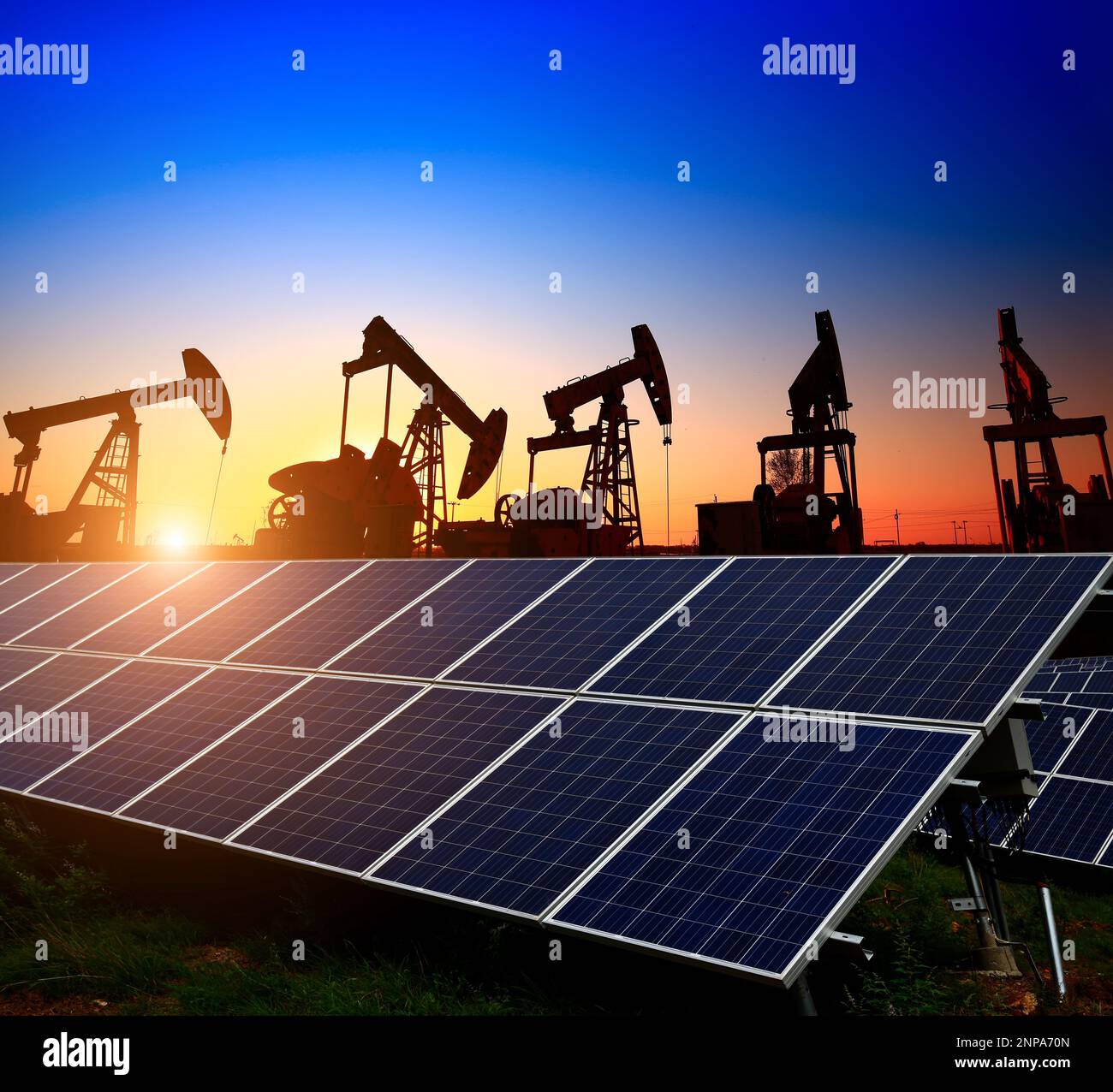 Oil pump with solar panels, environmental protection and energy saving ...