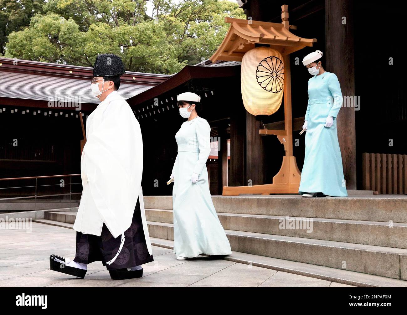 Princess Mako and Princess Kako of Akishino visit Meiji Jingu Shrine to ...