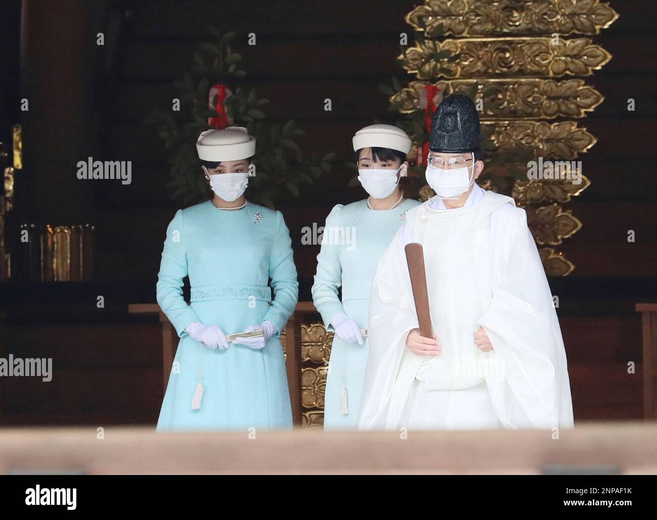 Princess Mako and Princess Kako of Akishino visit Meiji Jingu Shrine to ...