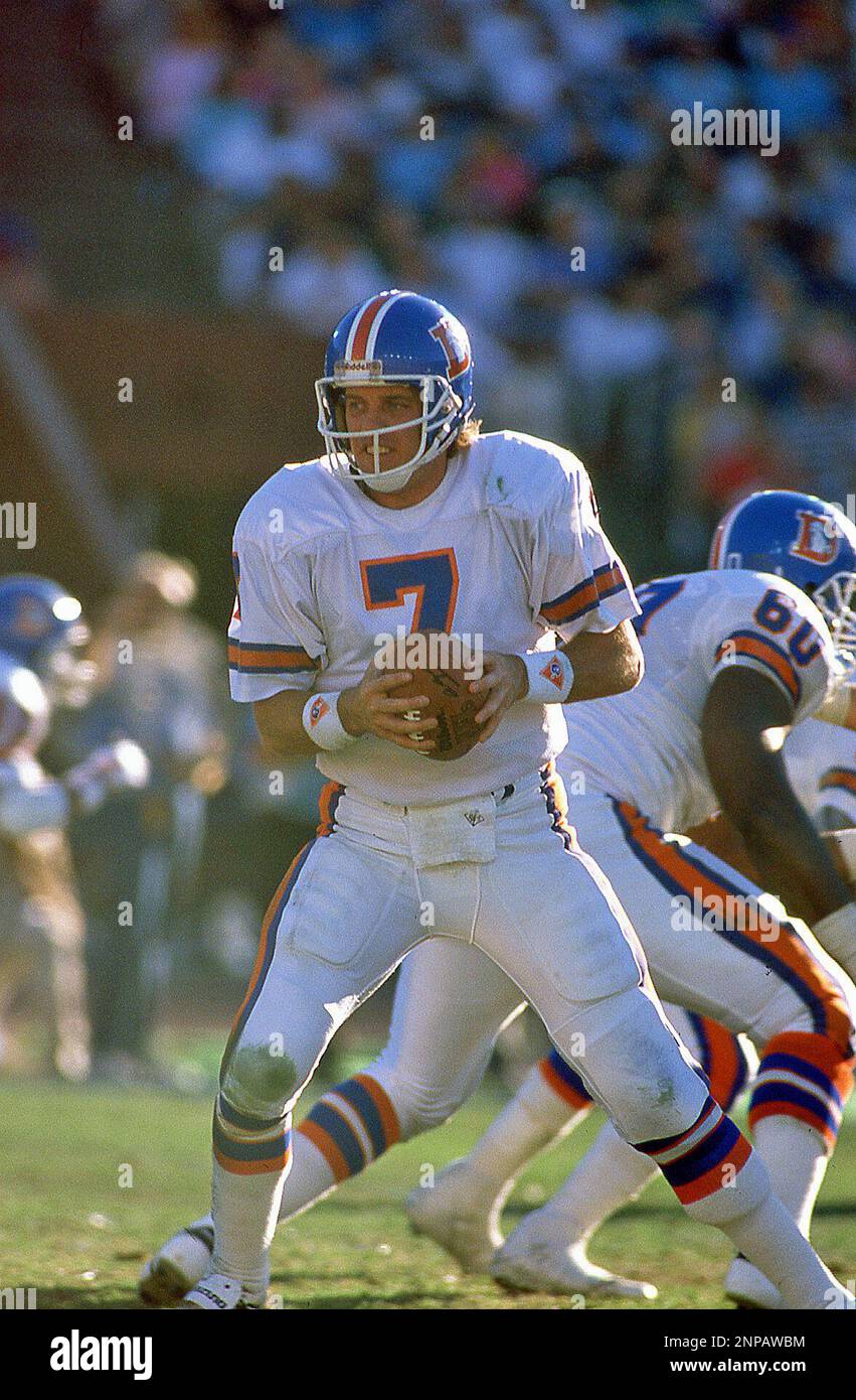 John Elway Denver Broncos circa 1986 (Photo by Owen C. Shaw/Icon ...