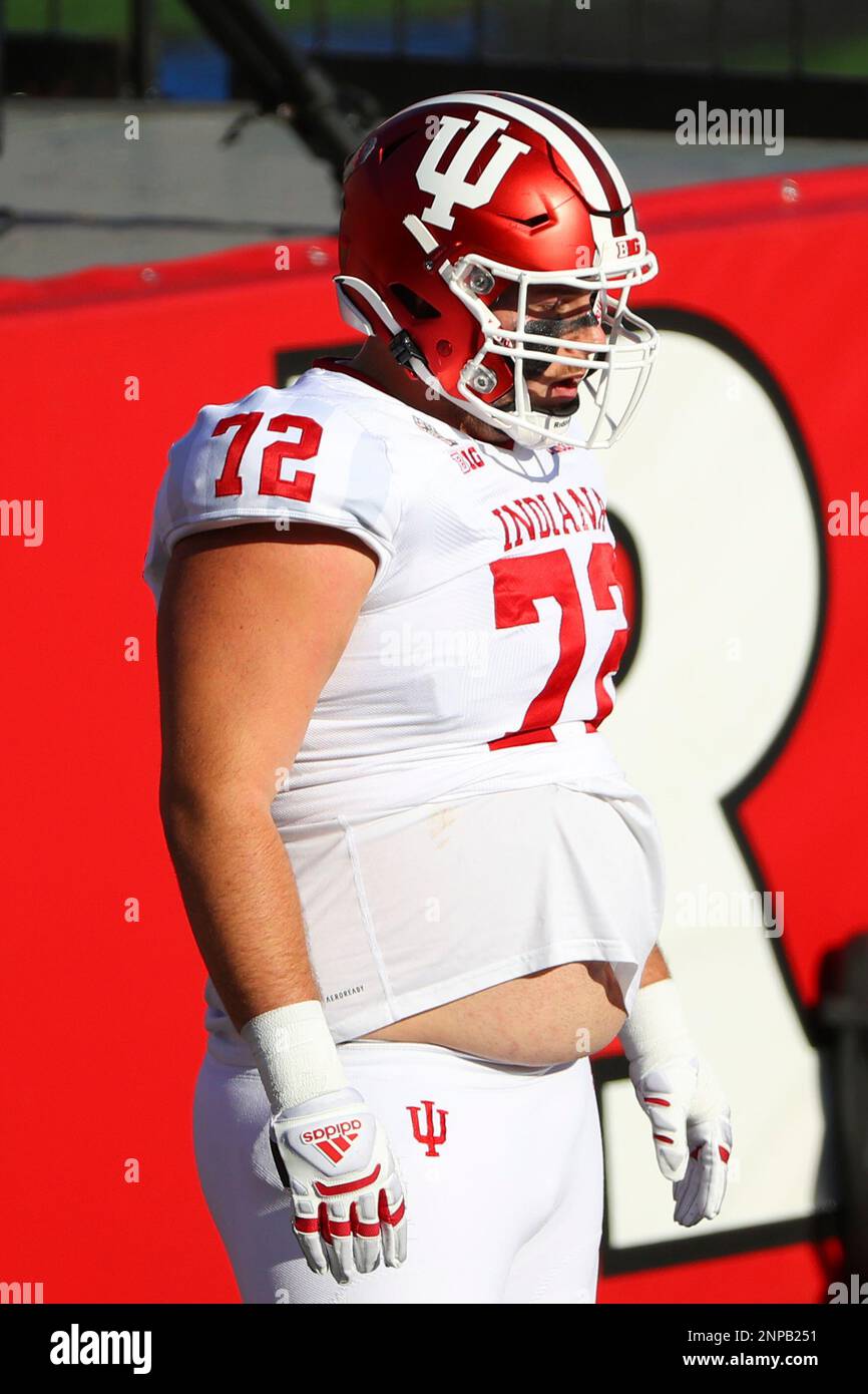 PISCATAWAY, NJ - OCTOBER 31: Indiana Hoosiers offensive lineman Dylan ...