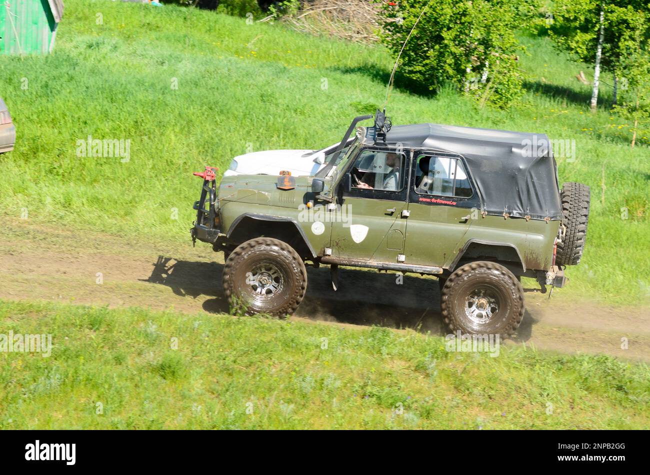 Russian old SUV "UAZ" took the wheel at the entrance to the mountain on ...