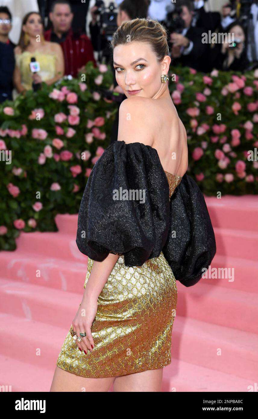 Photo by: Doug Peters/STAR MAX/IPx 2020 10/29/20 Karlie Kloss and ...