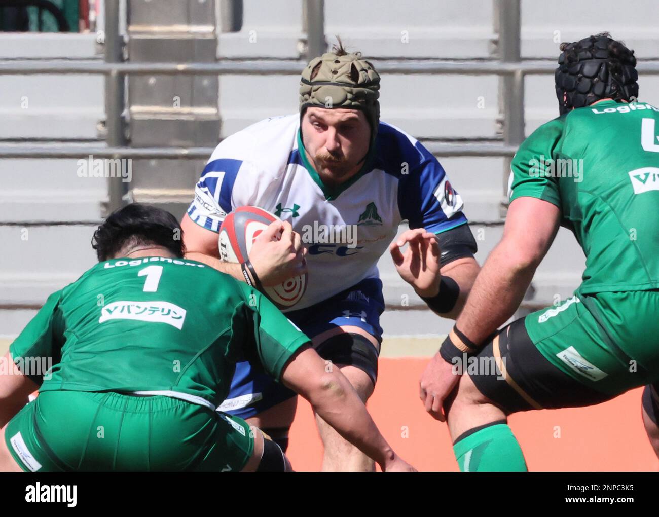 Tokyo, Japan. 26th Feb, 2023. NEC Green Rockets Tokatsu lock Luke ...