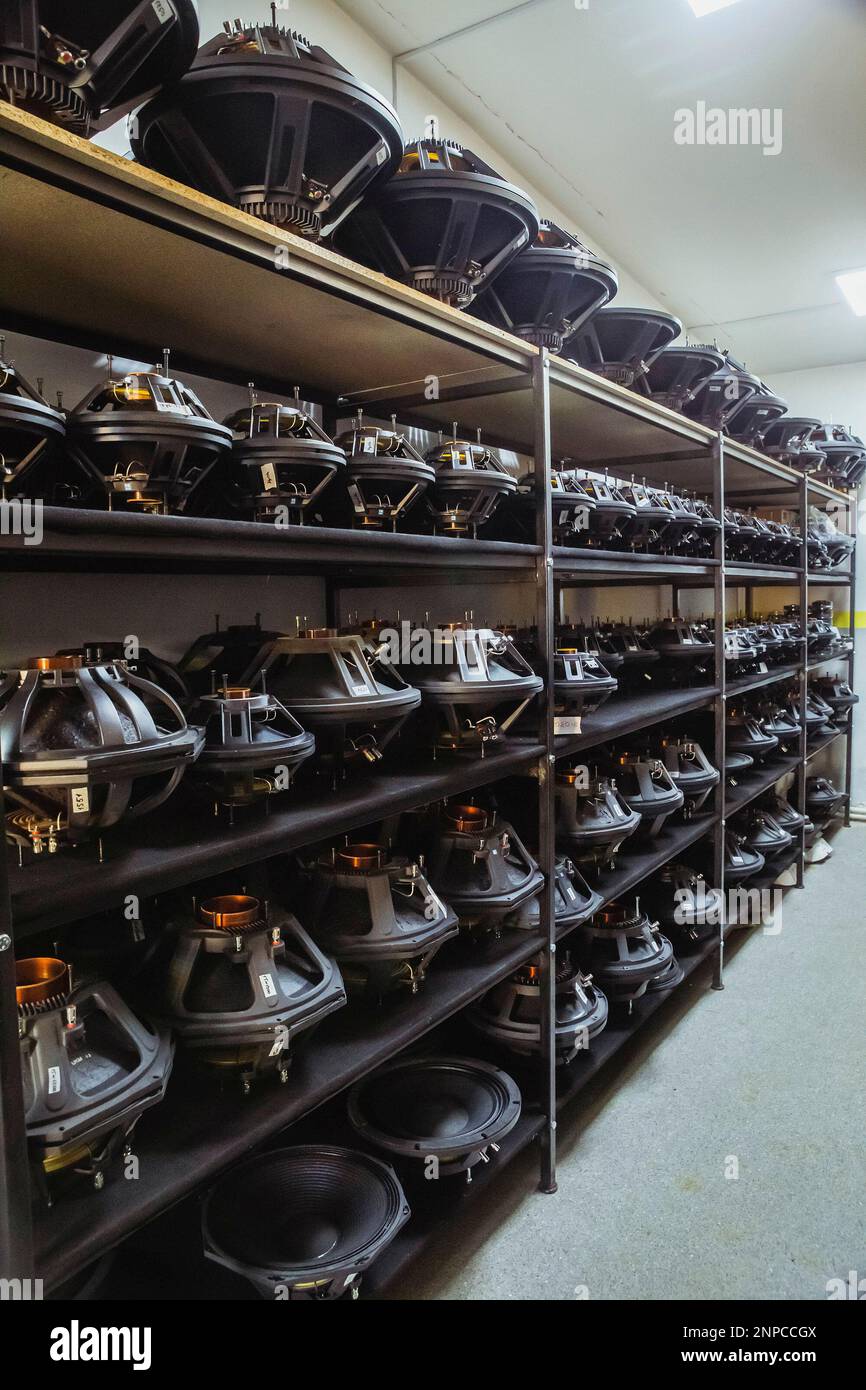 music speakers lie in the warehouse at the factory Stock Photo - Alamy