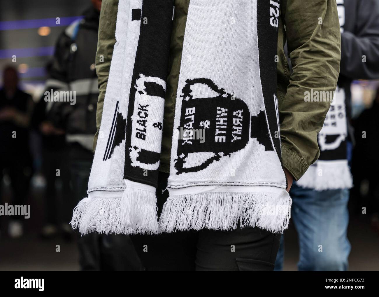 Football league cup scarf hi-res stock photography and images - Alamy