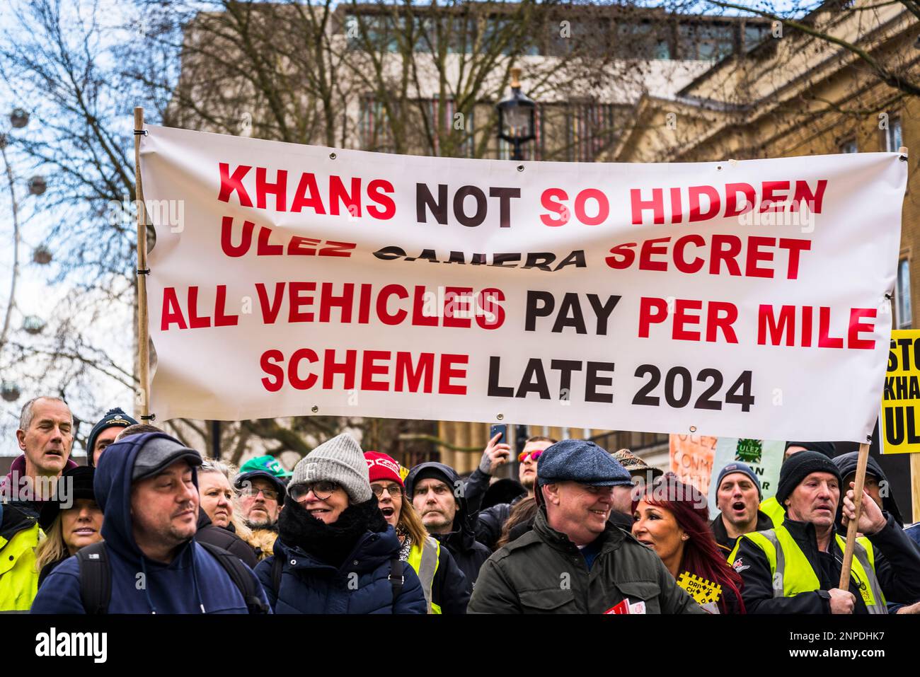 Anti-ULEZ protesters stage demonstration in front of Downing Street as ...
