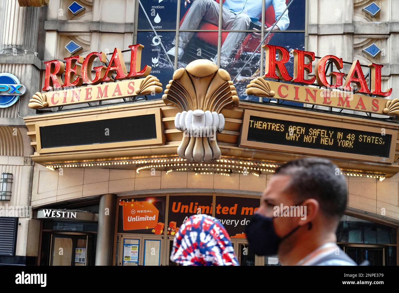 Photo by: John Nacion/STAR MAX/IPx 2020 10/5/20 A view of Regal Cinema ...