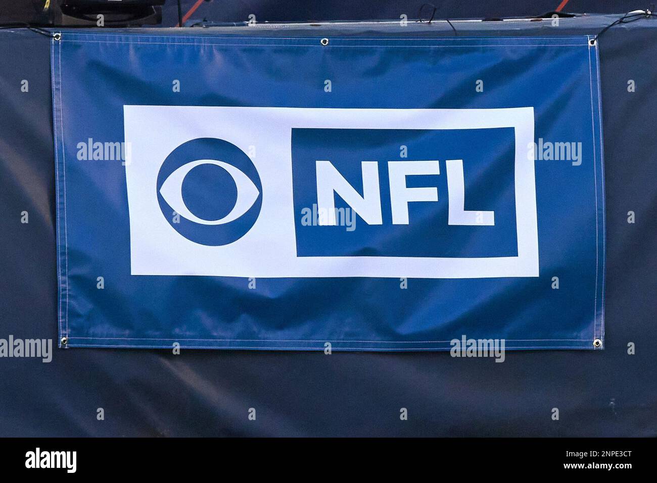 Cbs sports logo hi-res stock photography and images - Alamy