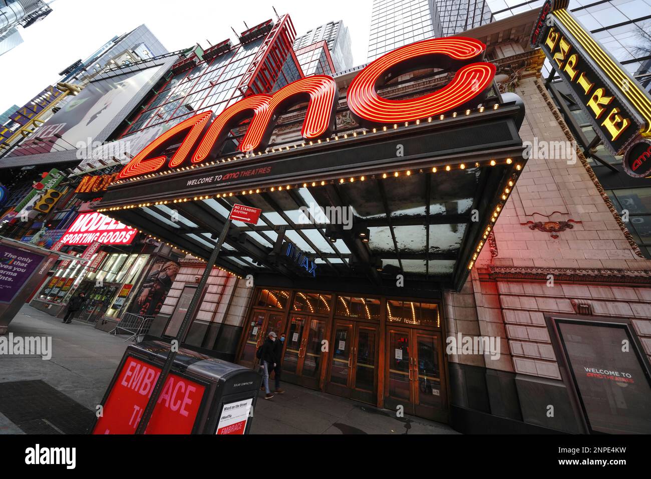Photo by: John Nacion/STAR MAX/IPx 2020 10/4/20 AMC and Cinemark are ...