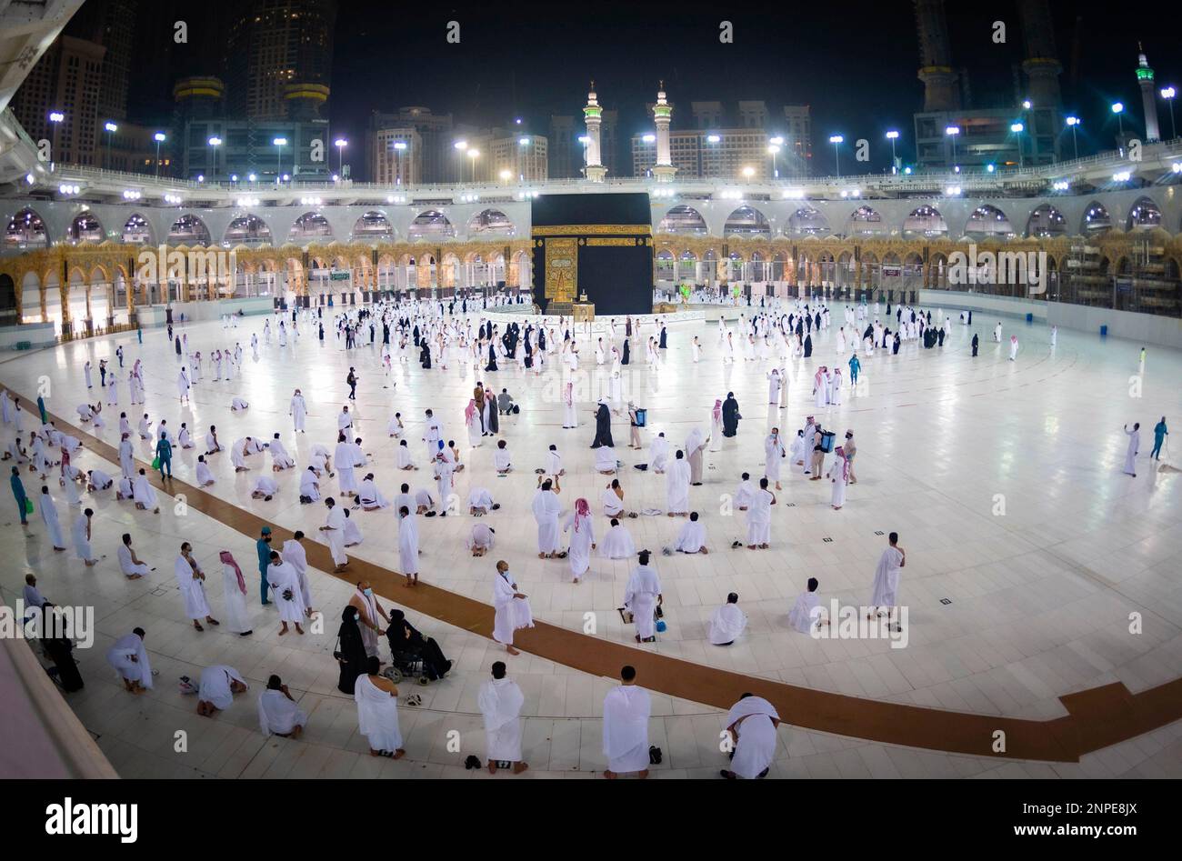 CLARIFIES THAT THE UMRAH PILGRIMAGE CAN BE UNDERTAKEN AT ANY TIME OF ...