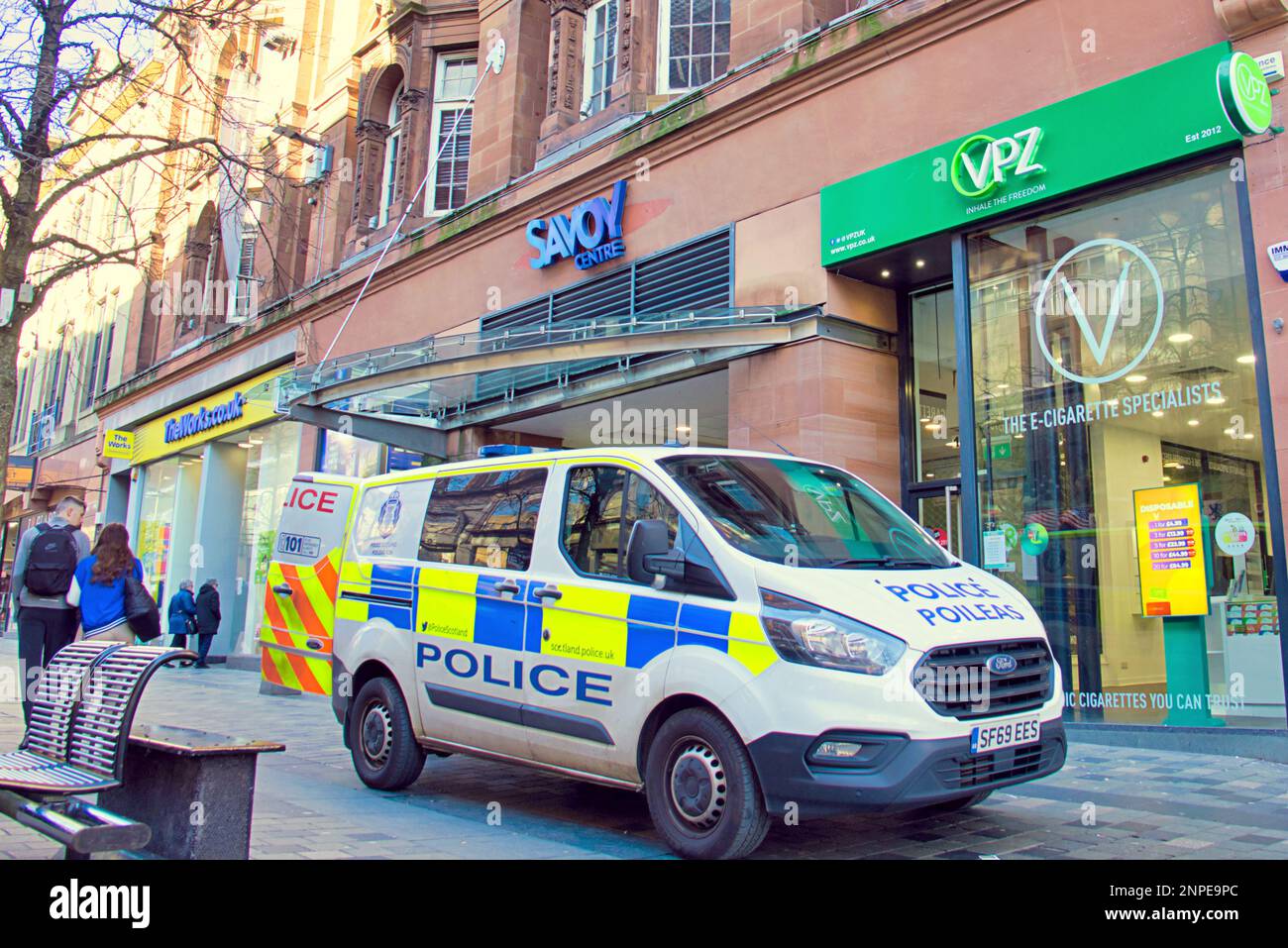 Glasgow, Scotland, UK 26th February, 2023. Multiple ambulance and ...