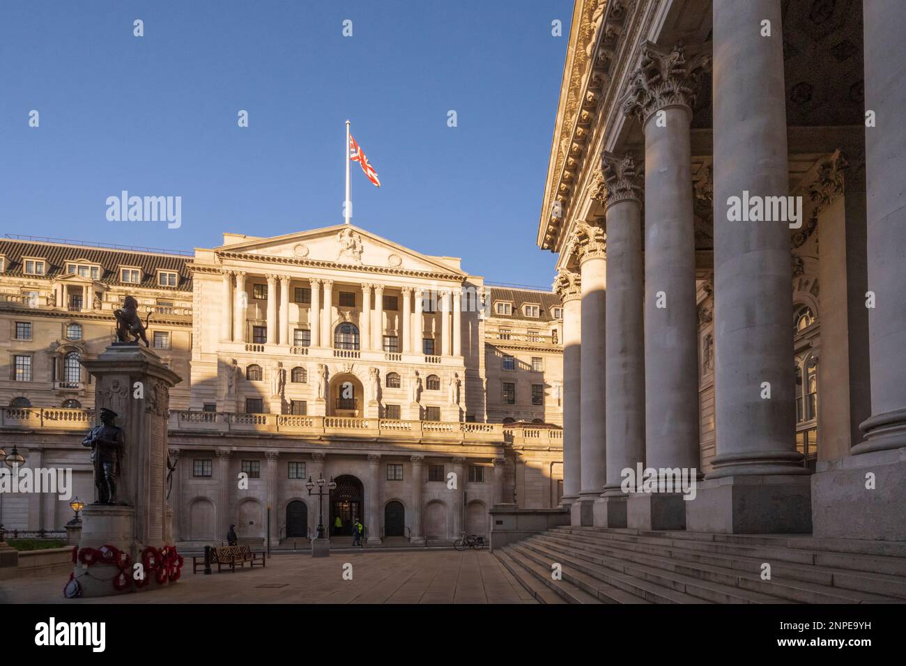 The Bank of England and the Royal Exchange Stock Photo - Alamy