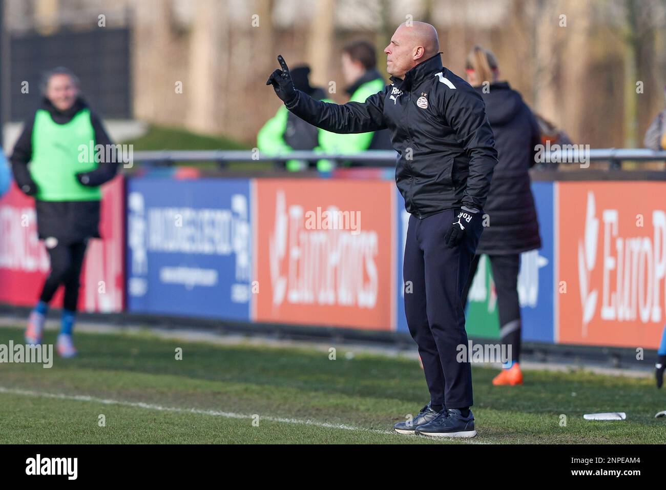 ROTTERDAM, NETHERLANDS - FEBRUARY 26: Headcoach Rick de Rooij of PSV ...