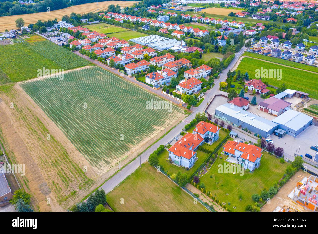 Establishing shots hi-res stock photography and images - Alamy