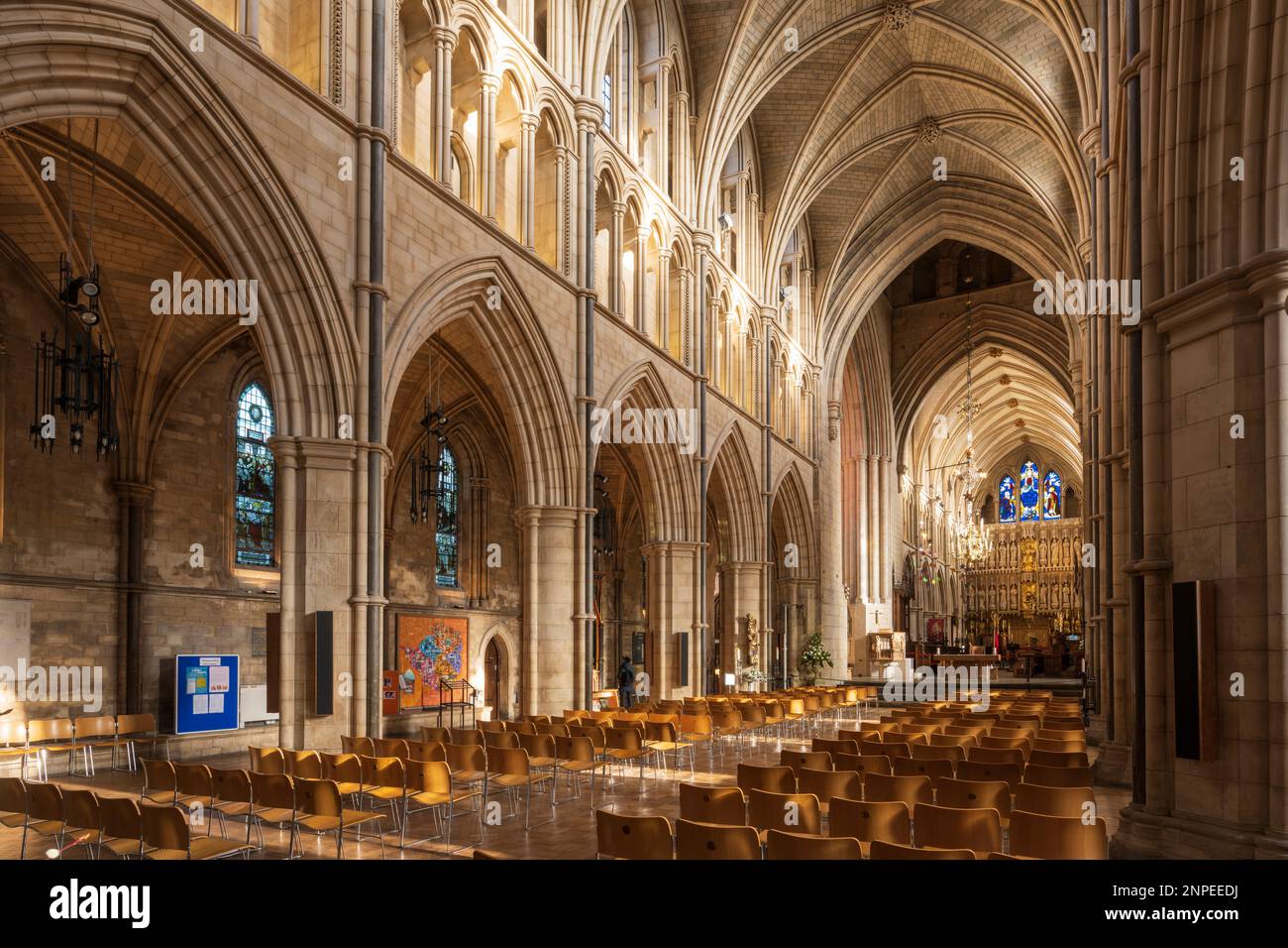 The interior of Southwark Cathedral in London Stock Photo - Alamy