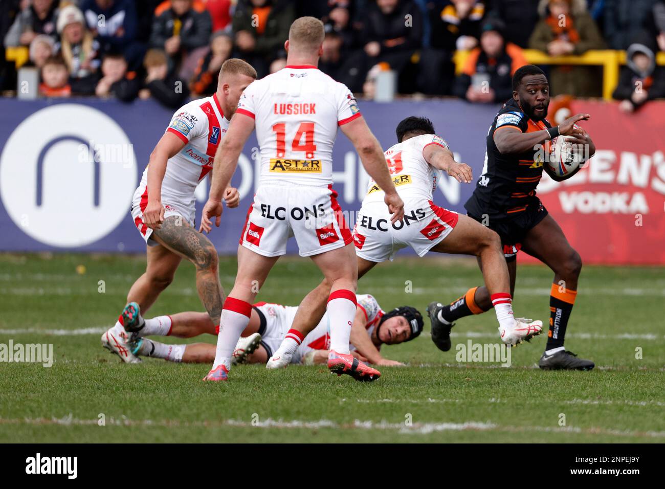 Muizz mustapha action hi-res stock photography and images - Alamy